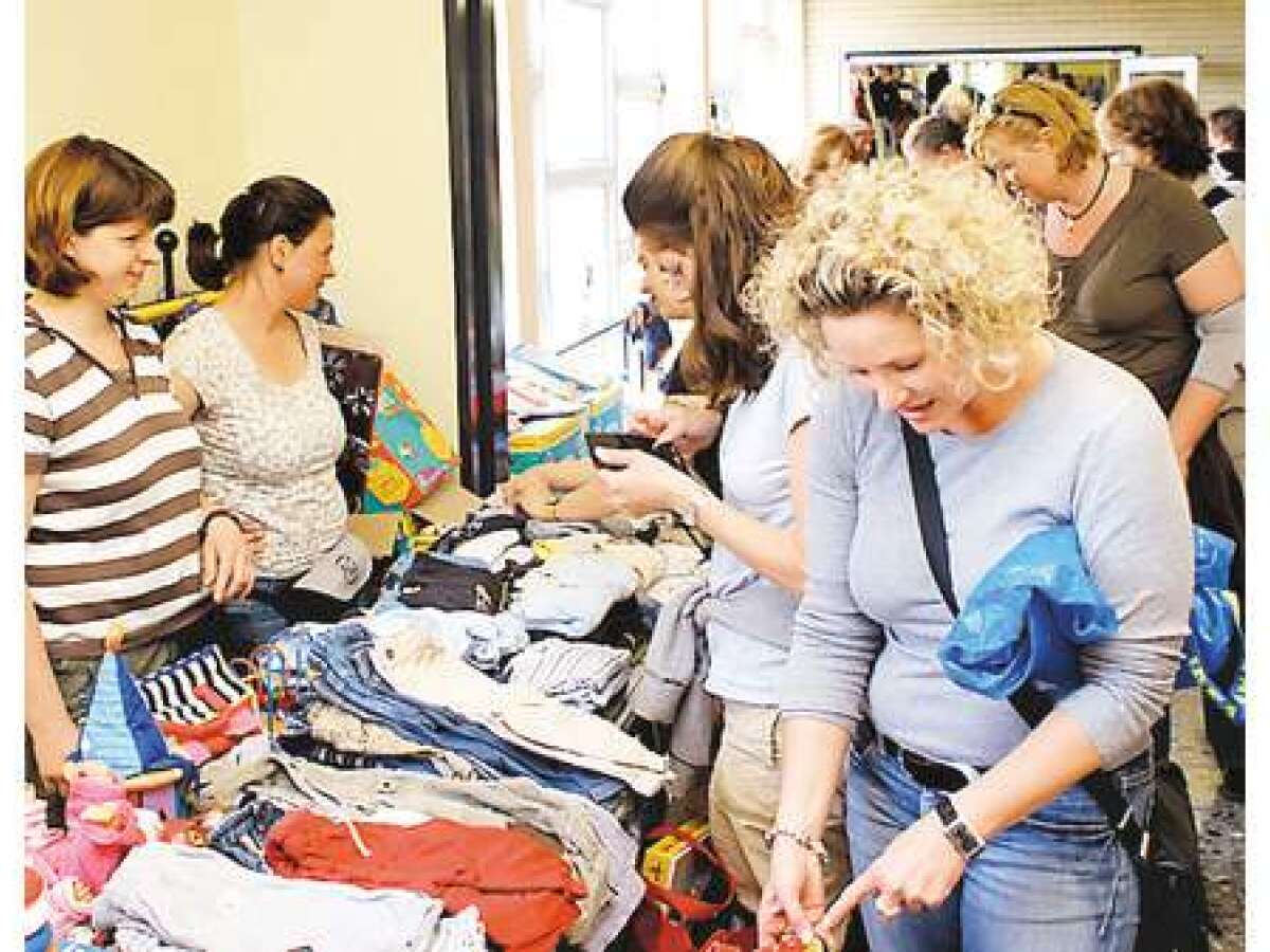 Wieder viel Andrang bei der Kleiderbörse