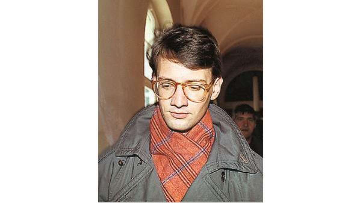 28. Mai - Scientology-Sekte wird Recht als Verein entzogen, Mathias ...