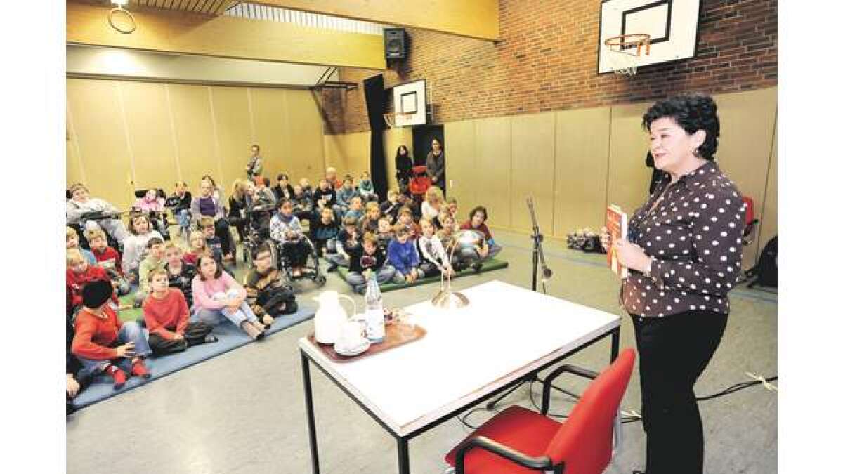 Am Vorlesetag überhören Schüler das Pausenklingeln