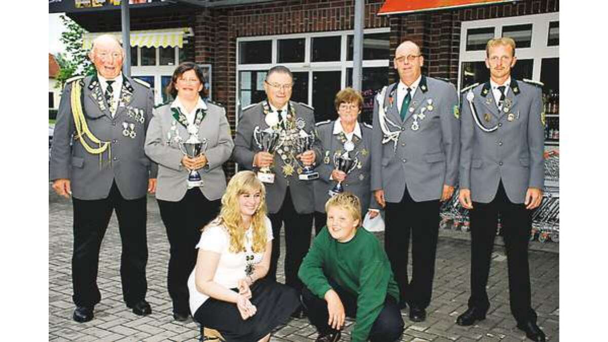 Tettens krönt neue Majestäten