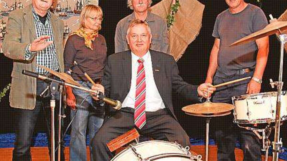 Trommeln und Becken für Gut Sannum