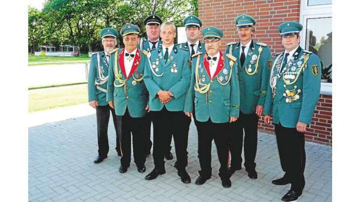 Daniel Cloer besteigt den Schützenthron