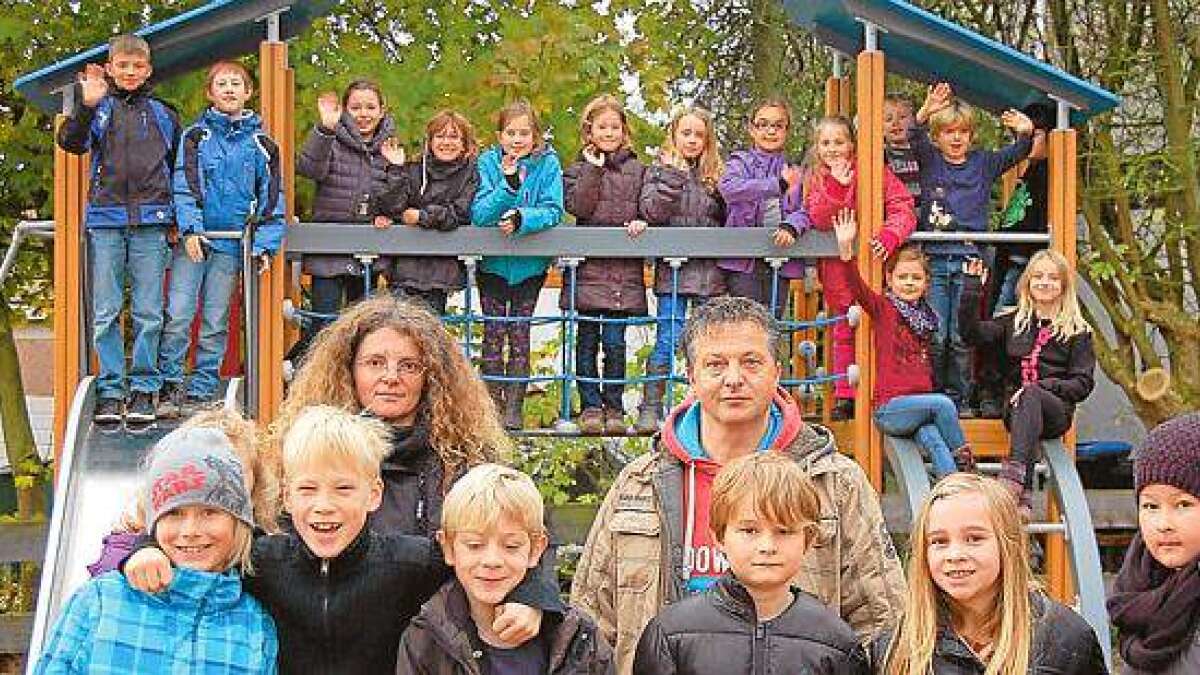 Neuer Schulhof sorgt für fröhliche Kindergesichter