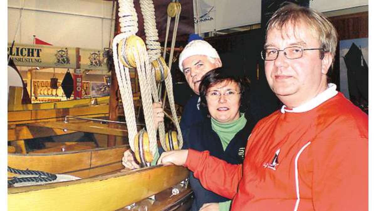 Antike Boote begeistern Besucher