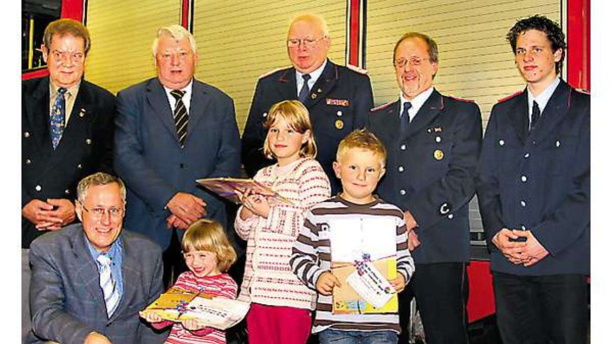 Die drei Siegerballons fliegen sogar über die Weser