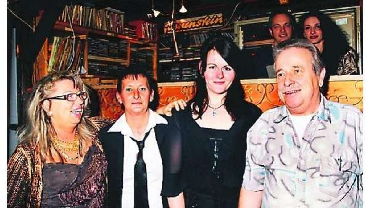 Neuer Besitzer legt selbst Platten auf