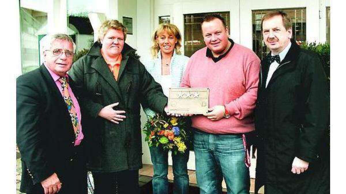 Drei Sterne strahlen nun am Hotel Schäfers