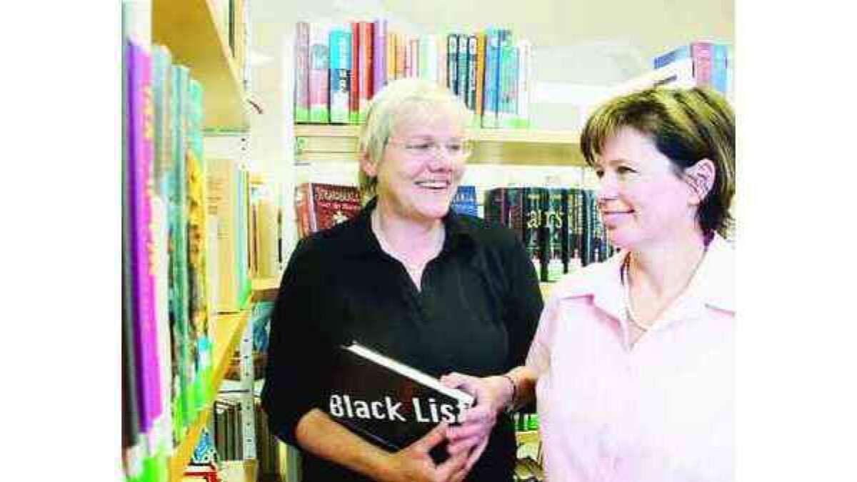 180 Stunden in der Bücherei lobIngrid Dombrowski und Lisa Martens ...