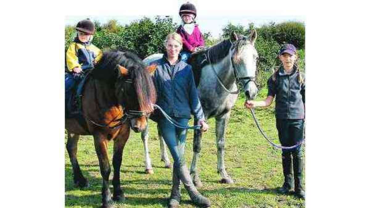 Auf dem Pferderücken über die Insel