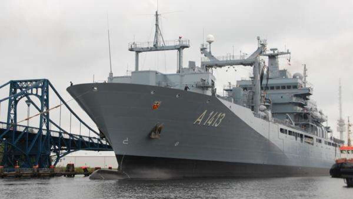 Marine feiert neuen Versorger „Bonn“