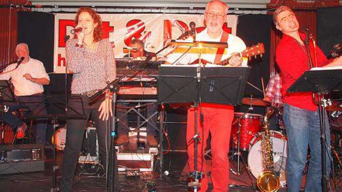 „Dit und Dat“ begeistert mehr als 150 Fans