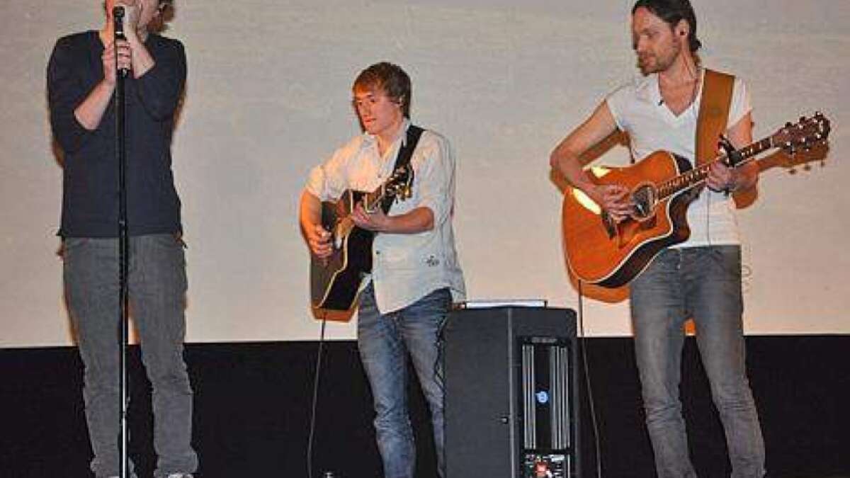 Heimspiel mit Video-Premiere