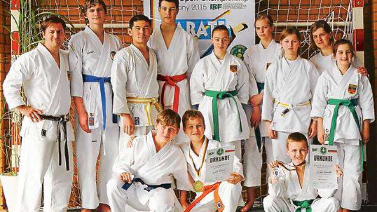 Luca Schulz bejubelt Sieg bei deutscher Meisterschaft