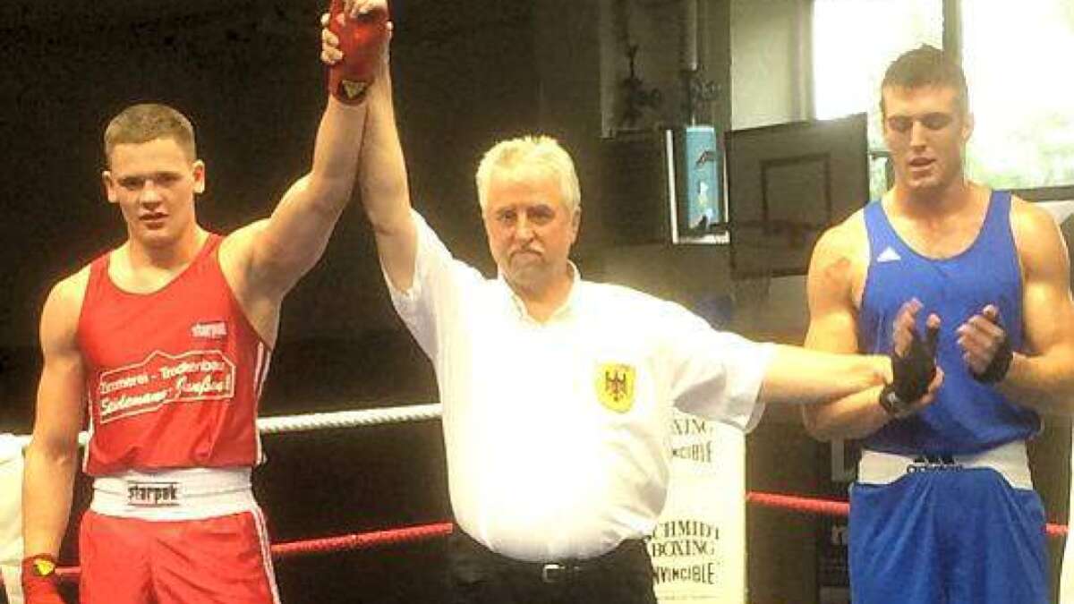 Boxer Boris Span macht kurzen Prozess