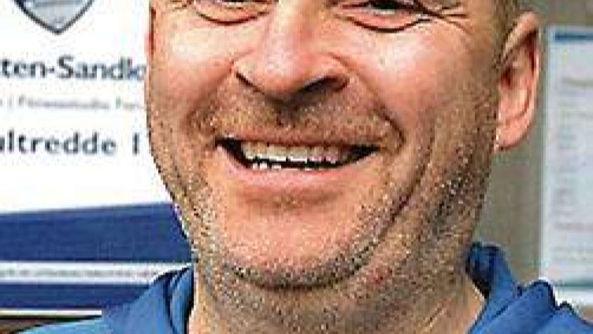 Coach Goscinski muss neue Mannschaft formieren