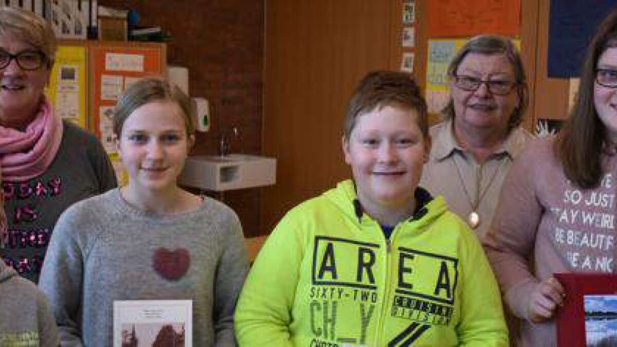 Oberschule schickt vier Platt-Leser weiter