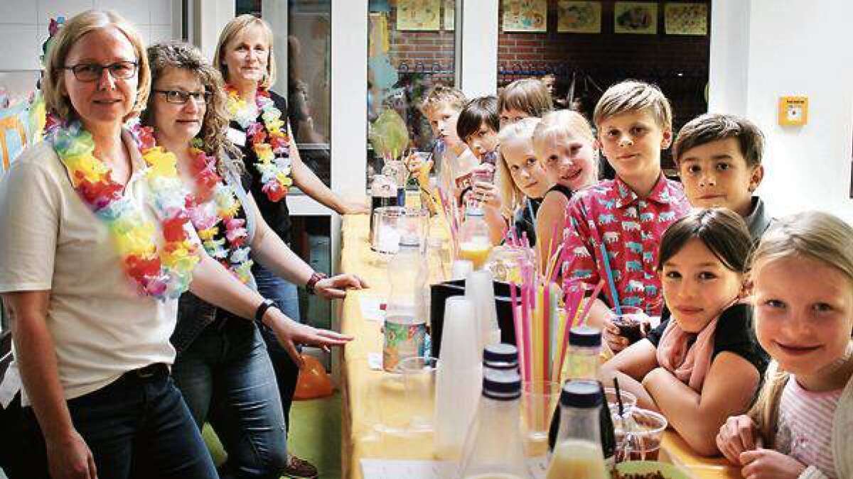 Fruchtige Getränke bei der Abschlussfete