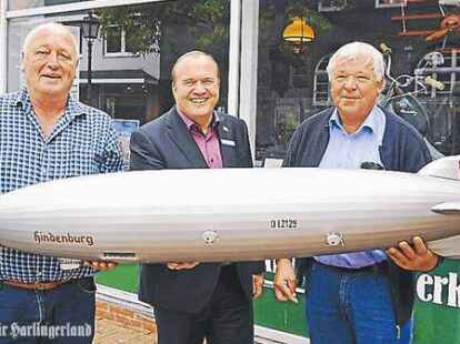 Zeppeliner sammeln für ein Spielgerät im Pudding