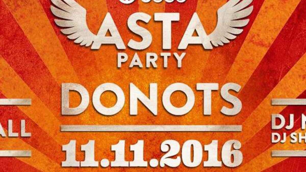 AStA-Party in Wilhelmshaven mit den 'Donots'