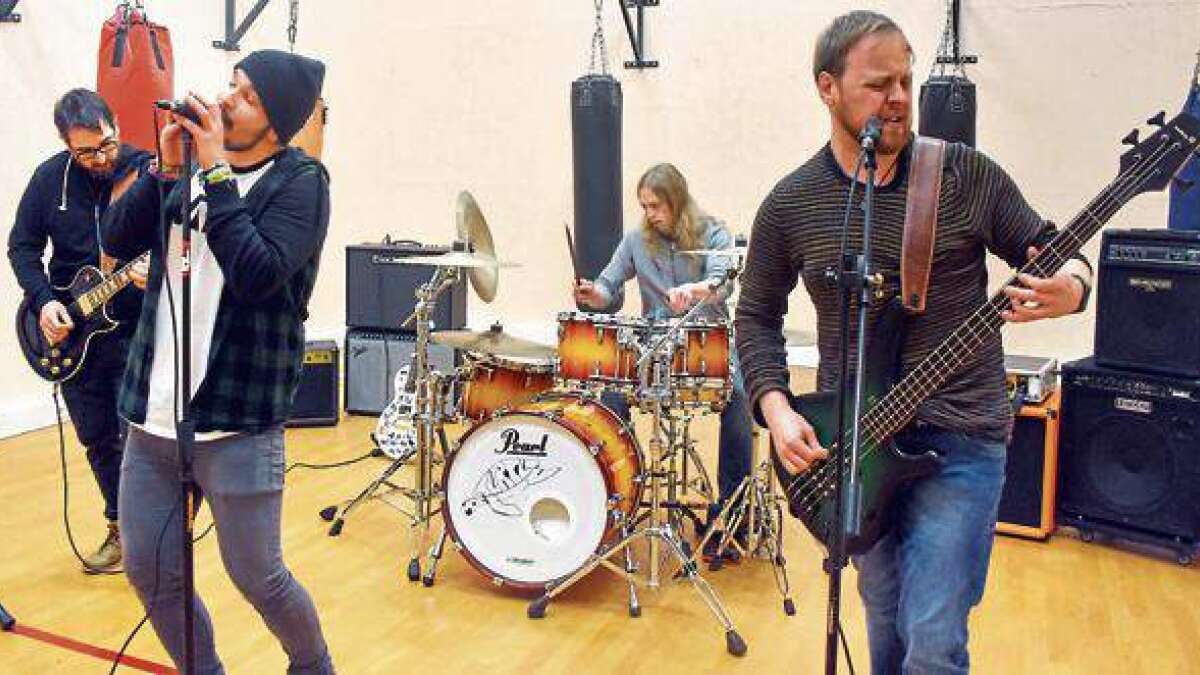 Hardrock-Band „Moc Turtle“ aus Wilhelmshaven startet besonderes Projekt