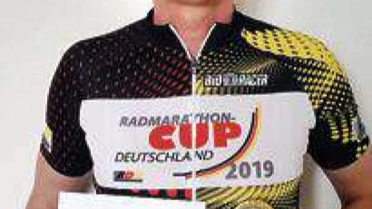 Michael Olbrich tritt mit großem Erfolg in Pedale