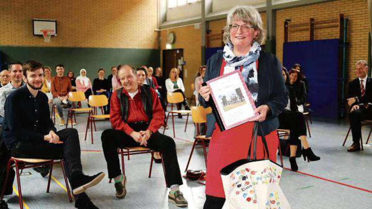 Zum Abschied kullern an der Hafenschule Varel die Tränen