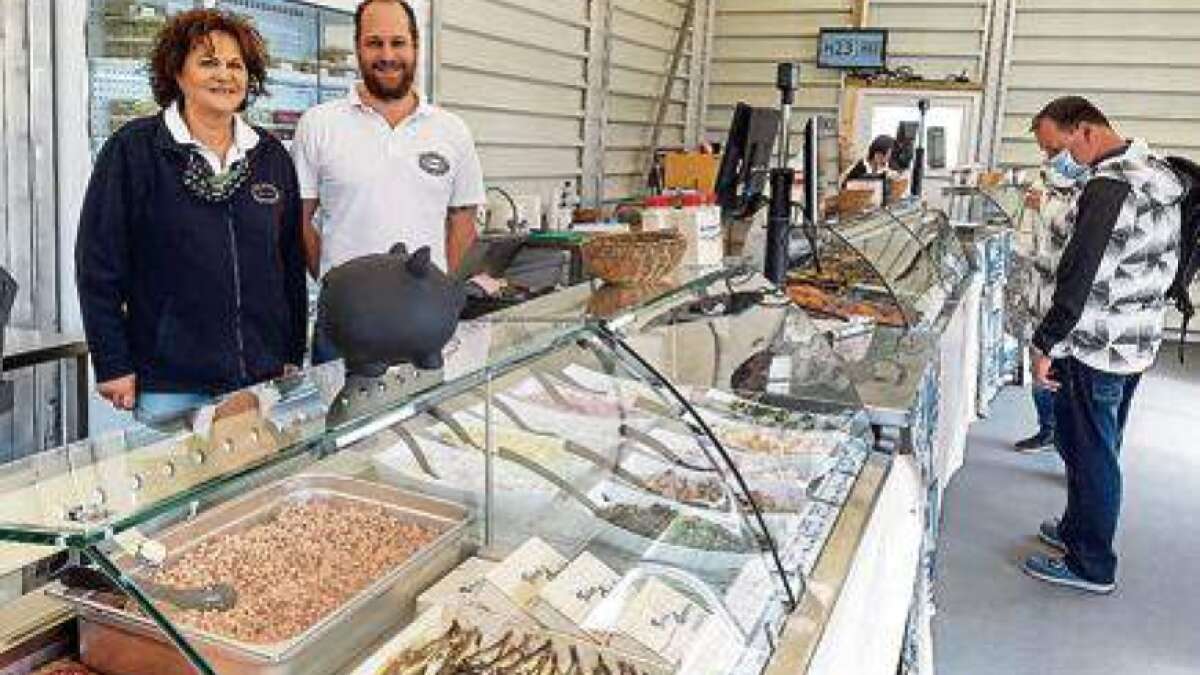 Verkauf bei der Küstenräucherei Albrecht startet wieder