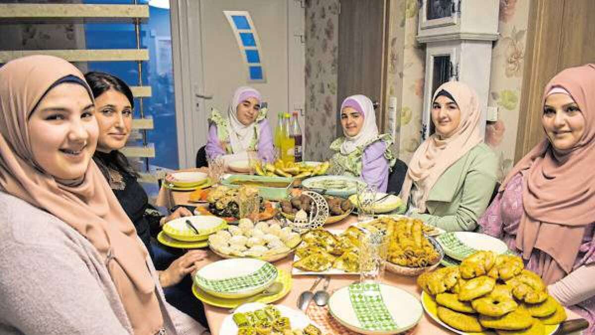 Familie von Taghrid El Marouni und Hussein Fakih feiert das Zuckerfest