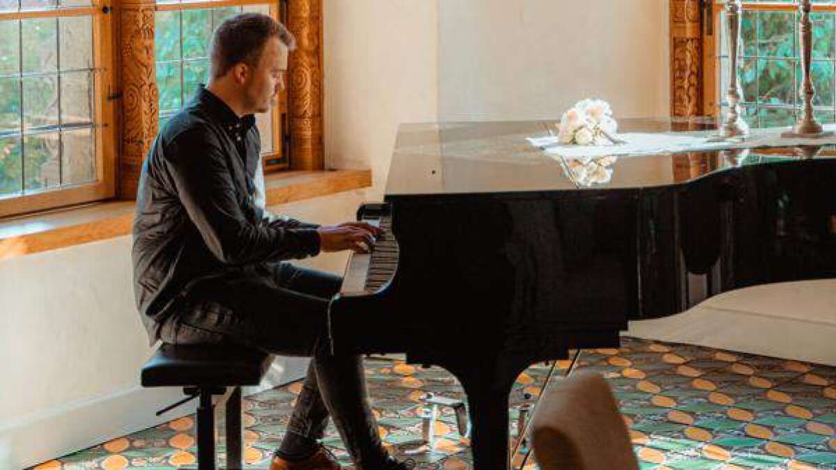 Fynn Cordes tritt am Samstag in der Fußgängerzone auf