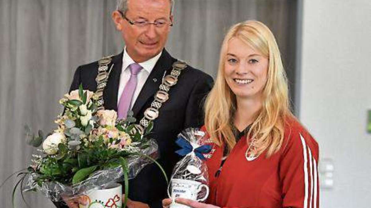 Klootschießerin Ann-Christin Peters steht jetzt im Goldenen Buch in ...