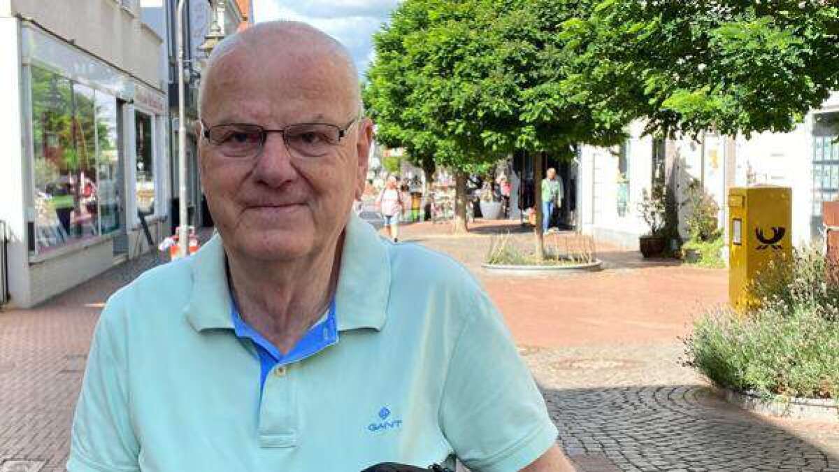 Braker Manfred Brau ist Busfahrer aus Leidenschaft