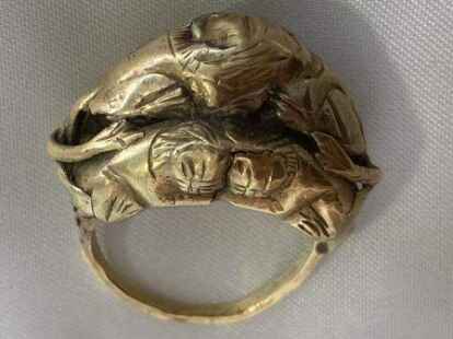 Vom Blutbad blieb nur der Löwenring