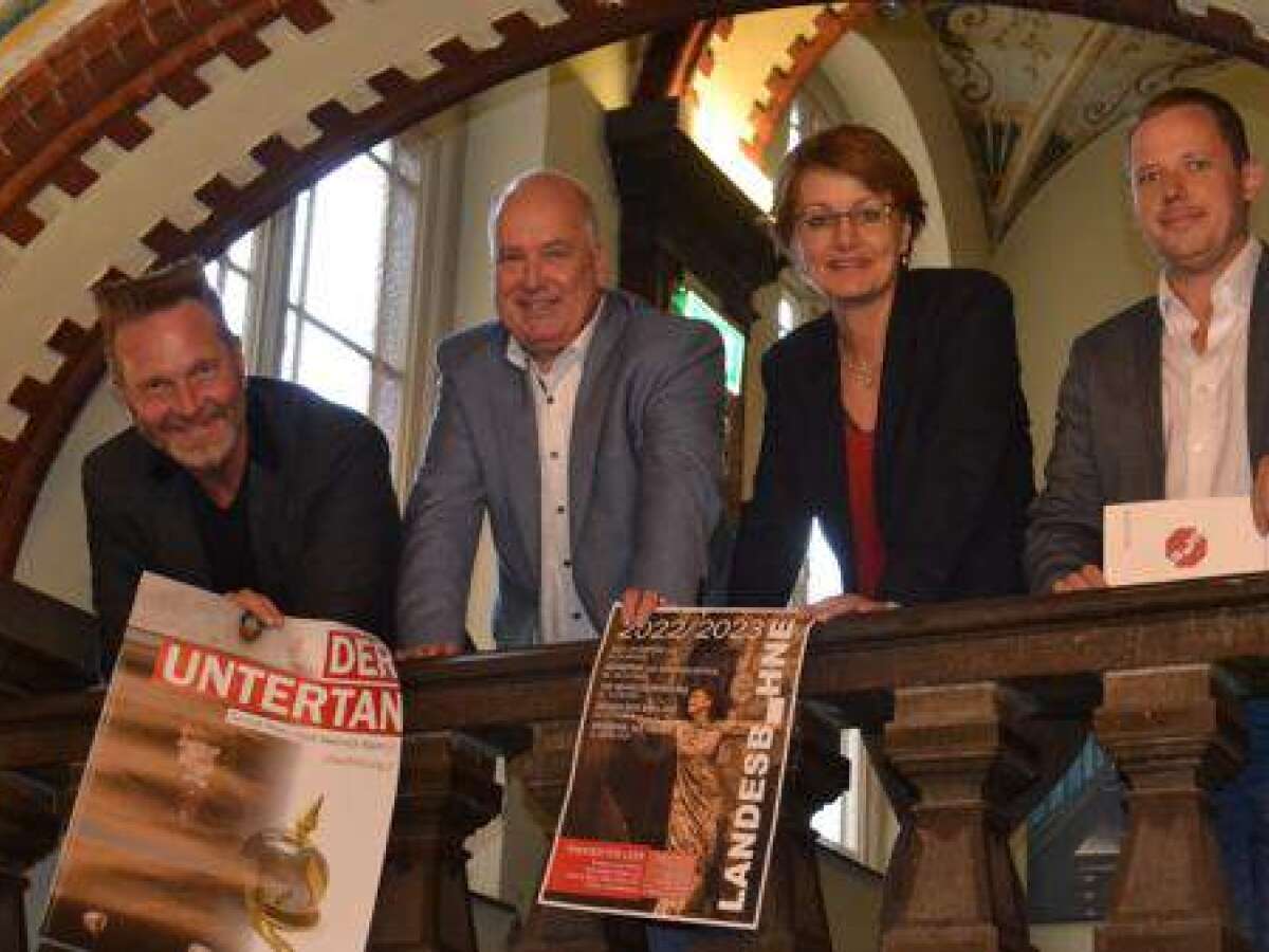 Landesbühne Nord startet mit „Der Untertan“ in die neue Spielzeit