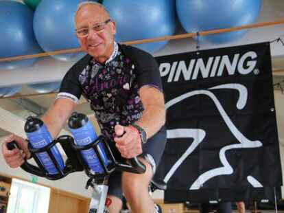 Für diesen Berner ist die Erde seit vielen Jahren eine Scheibe