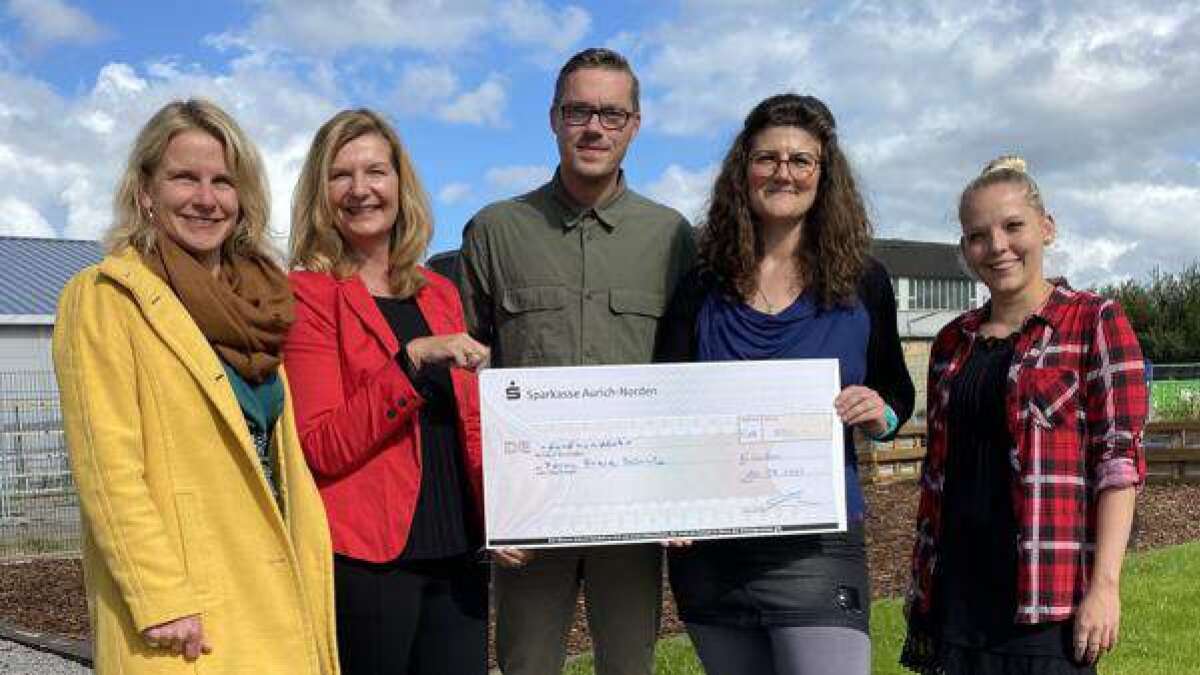 Spendenübergabe: Lions Club Emden-Friesische Freiheit unterstützt Freie ...