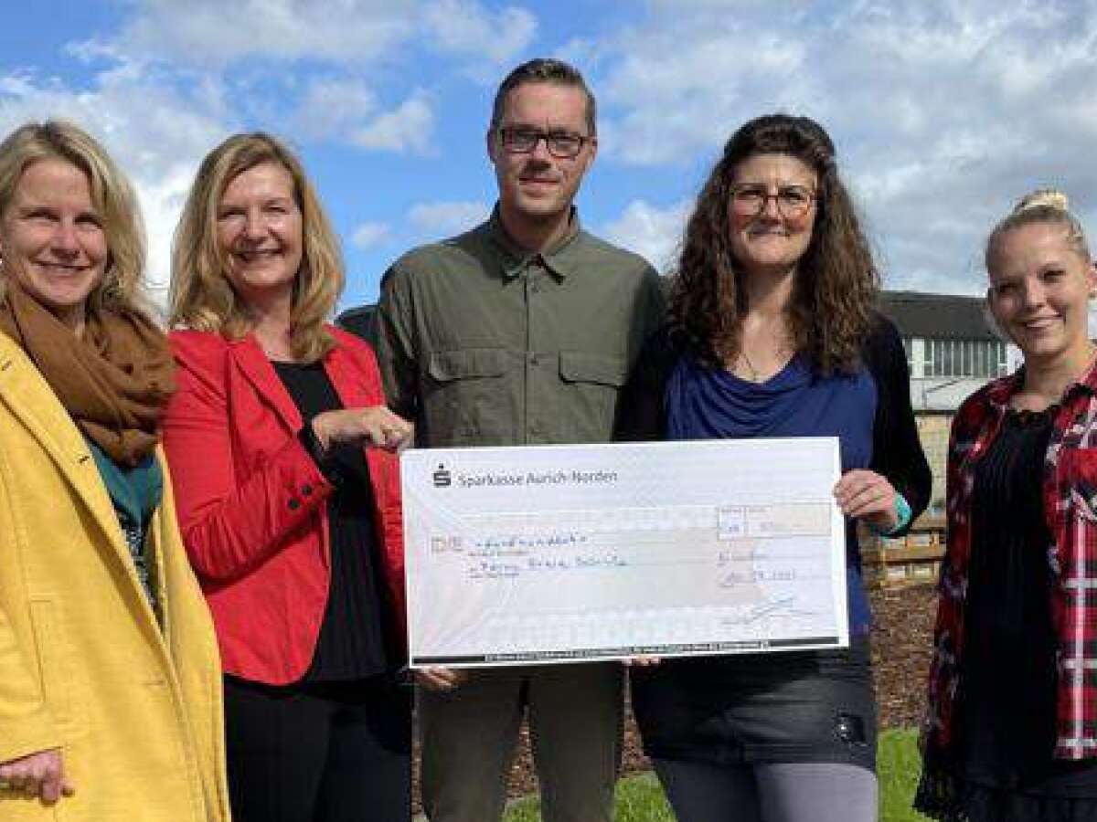 Spendenübergabe: Lions Club Emden-Friesische Freiheit unterstützt Freie ...