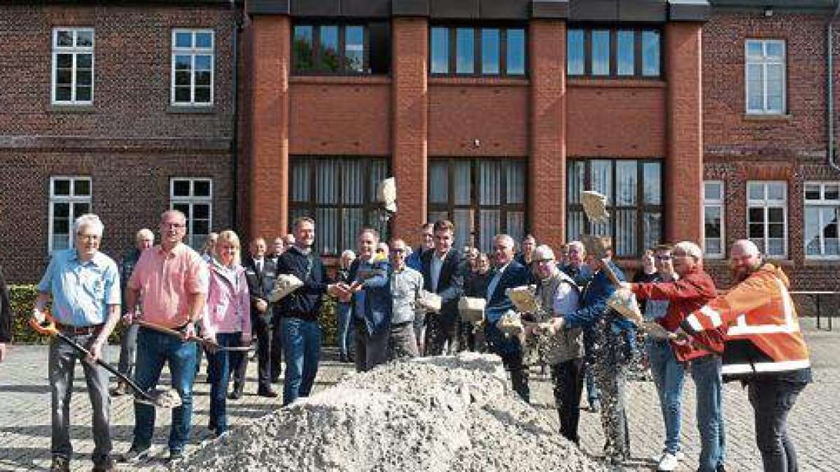 Rathaus in Friedeburg wird erweitert