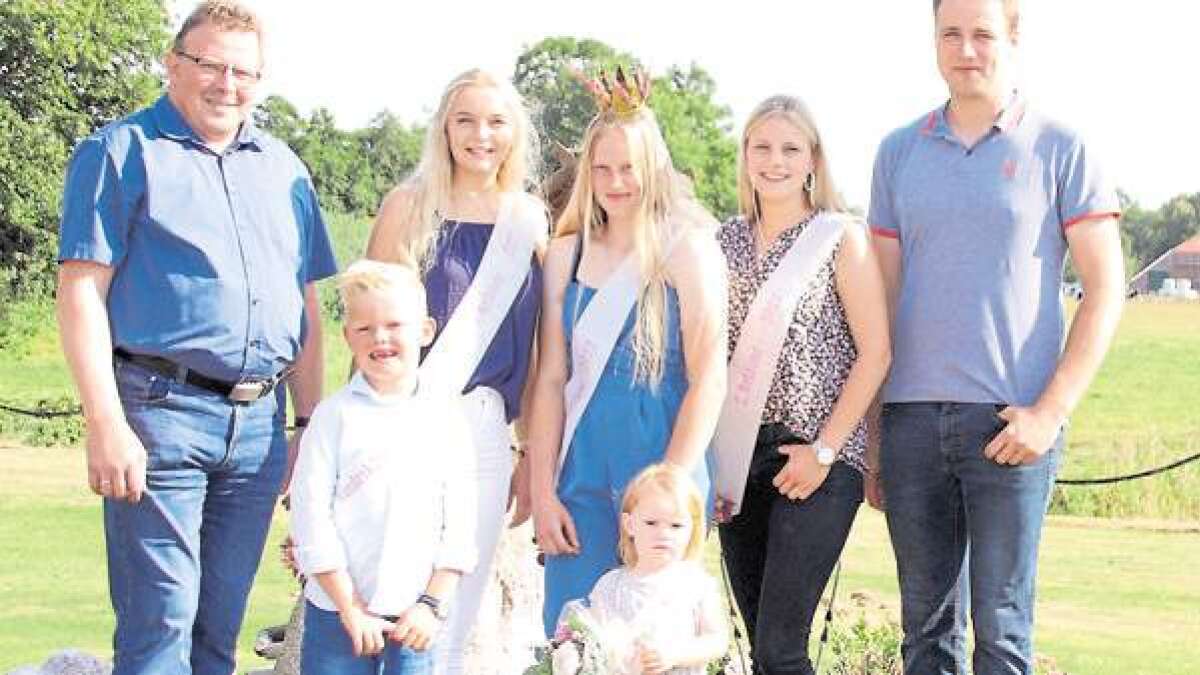 Anke Hinrichs ist neue Heidekönigin in Rispel