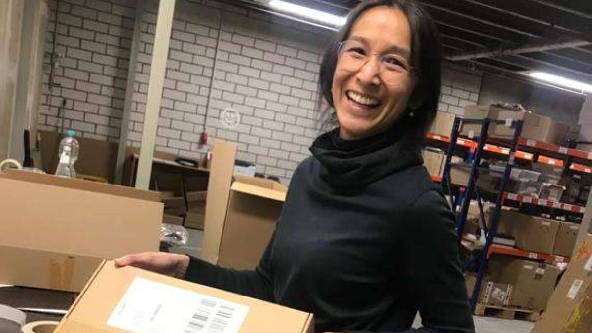 Wilhelmshavenerin gründet nachhaltiges Modelabel in der Schweiz