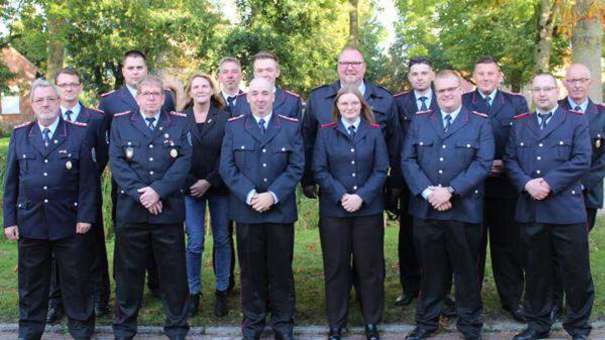 Feuerwehr Jugendfeuerwehr mit Geburtstag in Visquard