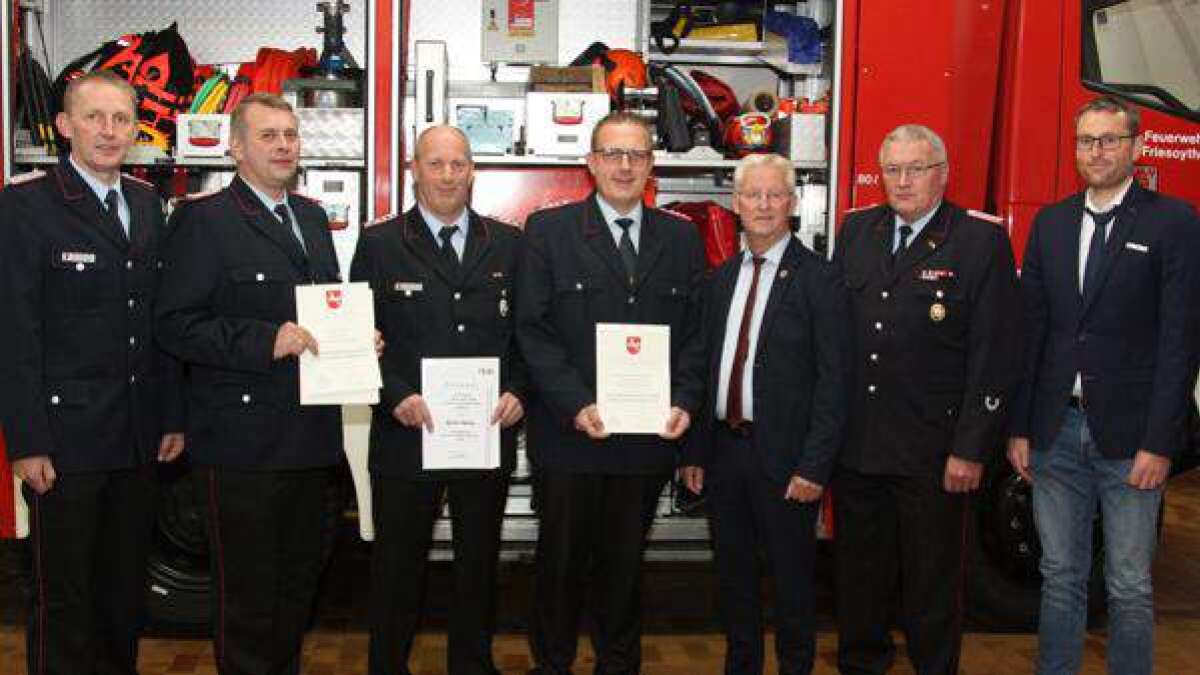 Feuerwehr Markhausen: Stadt Friesoythe ehrt Markus Bothen, Jürgen ...