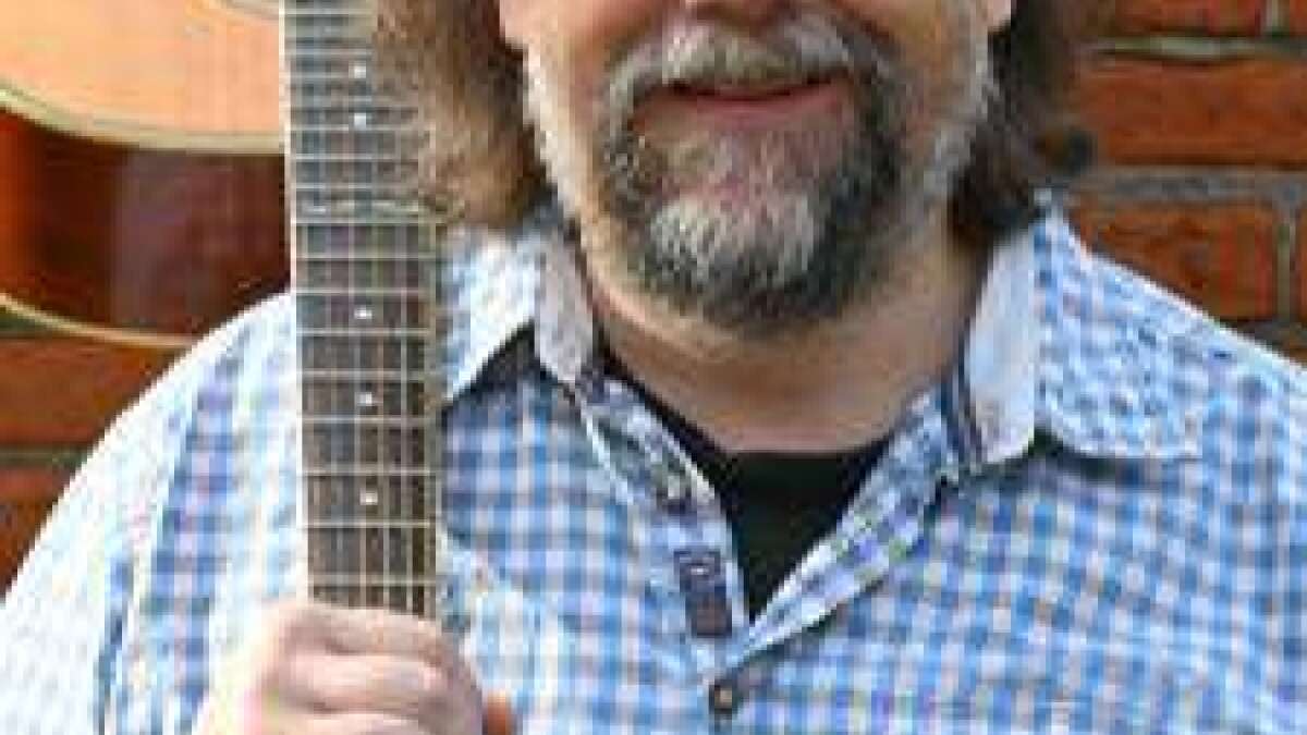 Huder Musiker und Kabarettist Martin von Maydell feiert Bühnenjubiläum ...