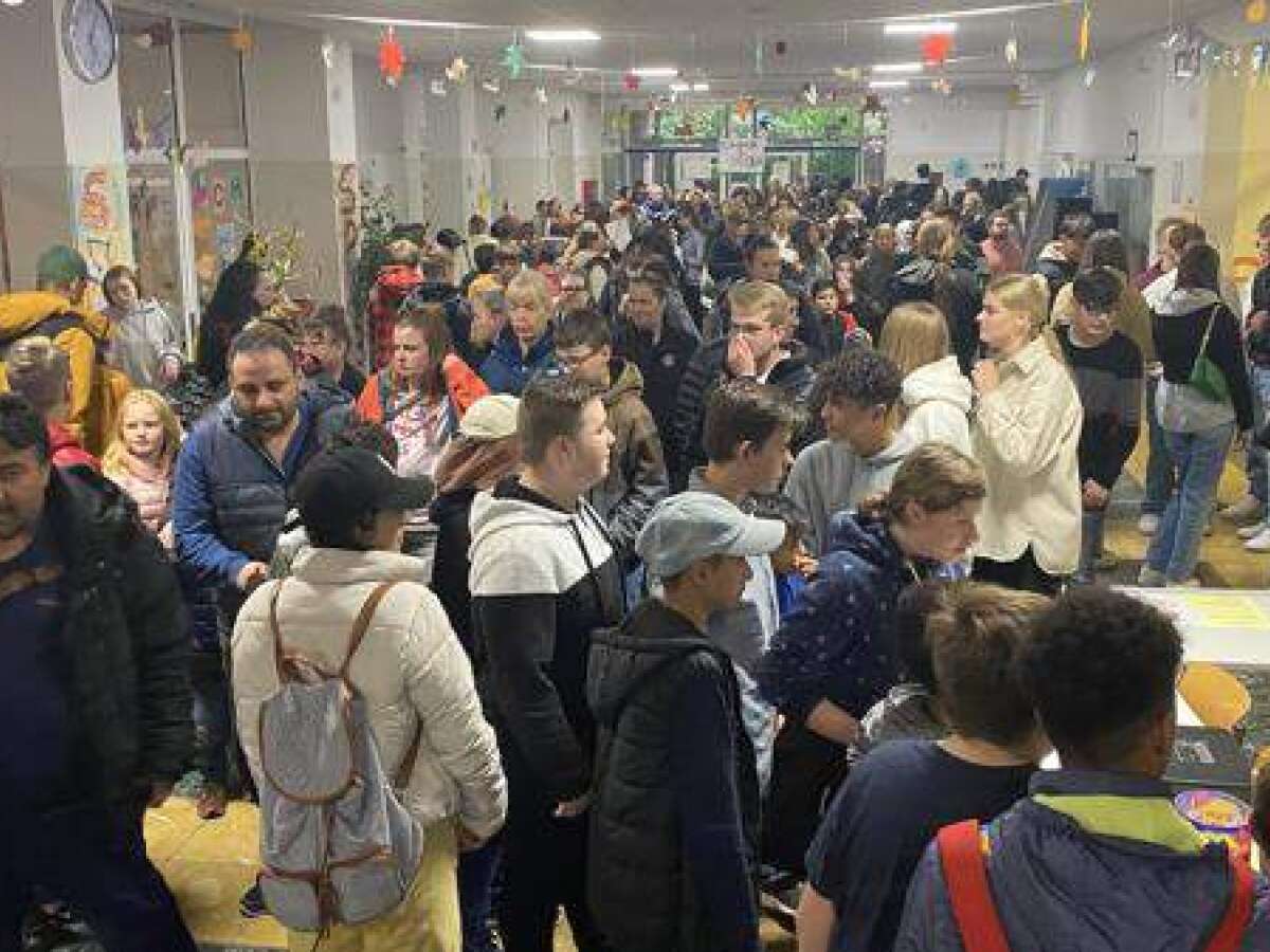 Schulfest der IGS Emden: Volles Haus vor dem Start in die Herbstferien