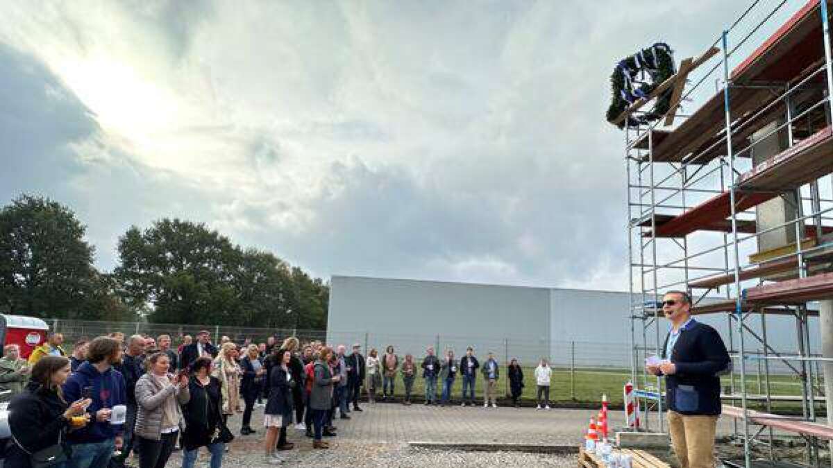 Witte Tube & Pipe Systems in Rastede: Unternehmen feiert Richtfest für ...