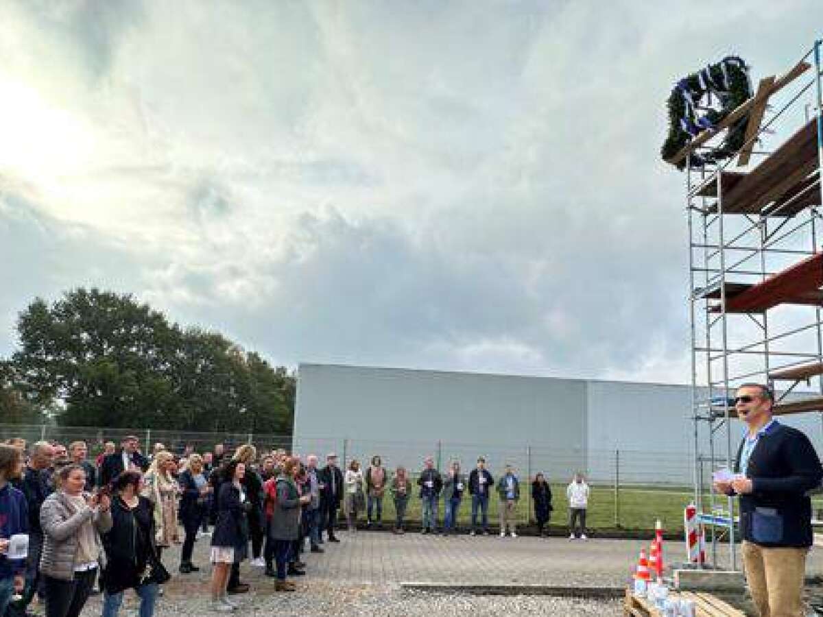 Witte Tube & Pipe Systems in Rastede: Unternehmen feiert Richtfest für ...
