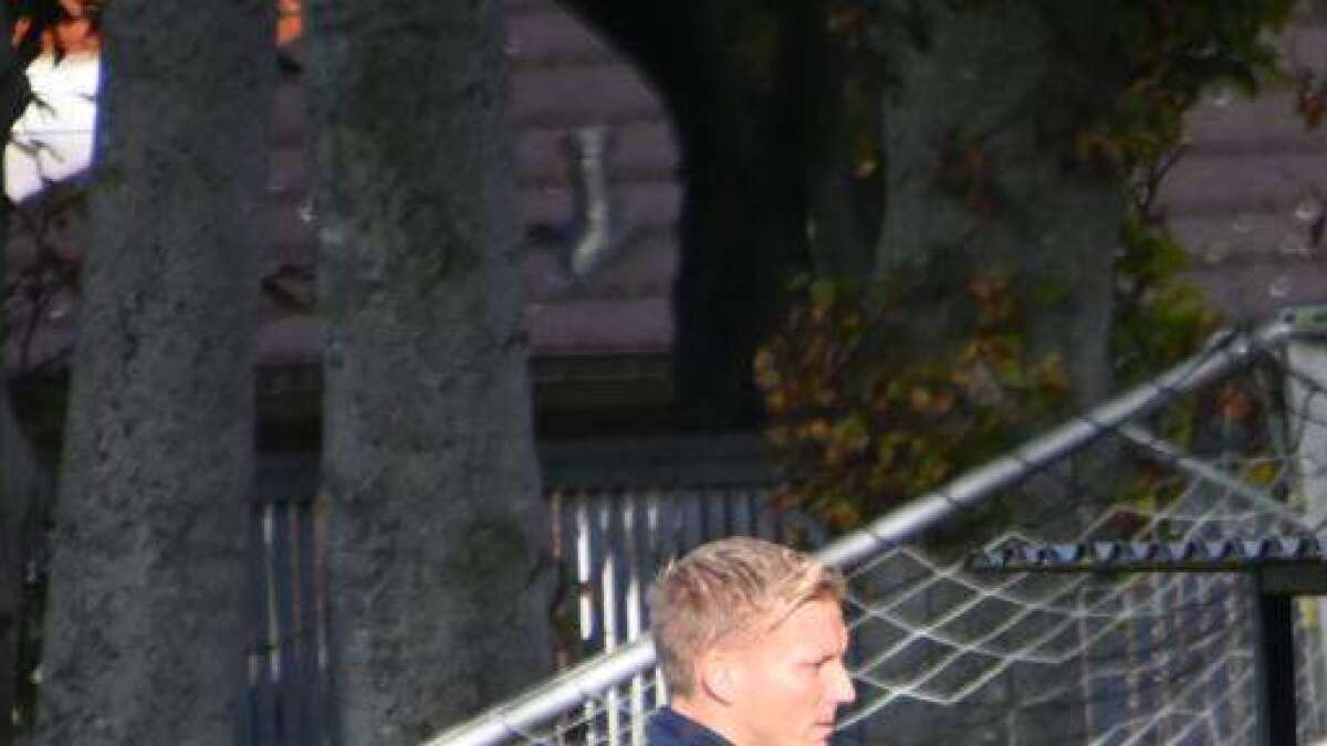 Fußball in Emden: FC Frisia holt sich Remis gegen BW Borssum