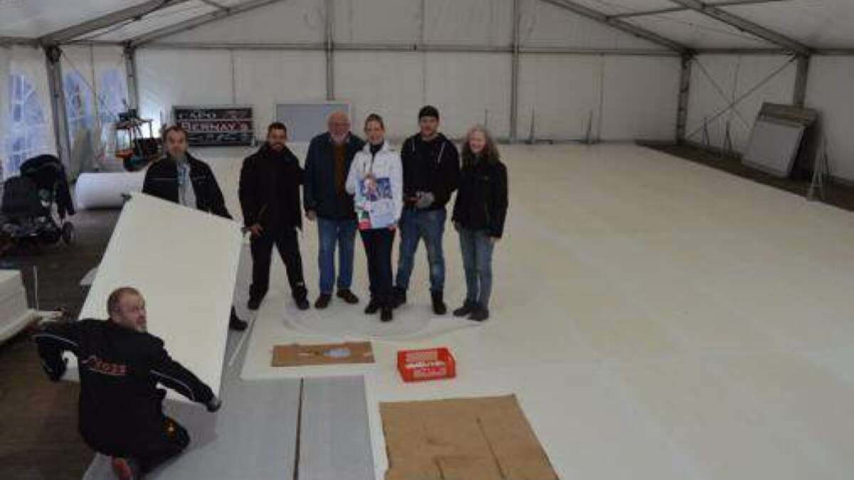 Auf Cloppenburger Weihnachtsmarkt wird erstmals eine synthetische ...