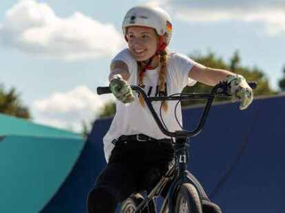 BMX-Freestyle-WM: Kim Lea Müller landet bei Weltmeisterschaft in Abu ...