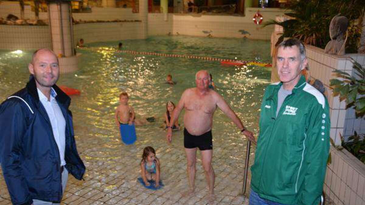 Schwimmkurse im Center Parcs Tossens: Schwimmen lernen beim Altmeister ...