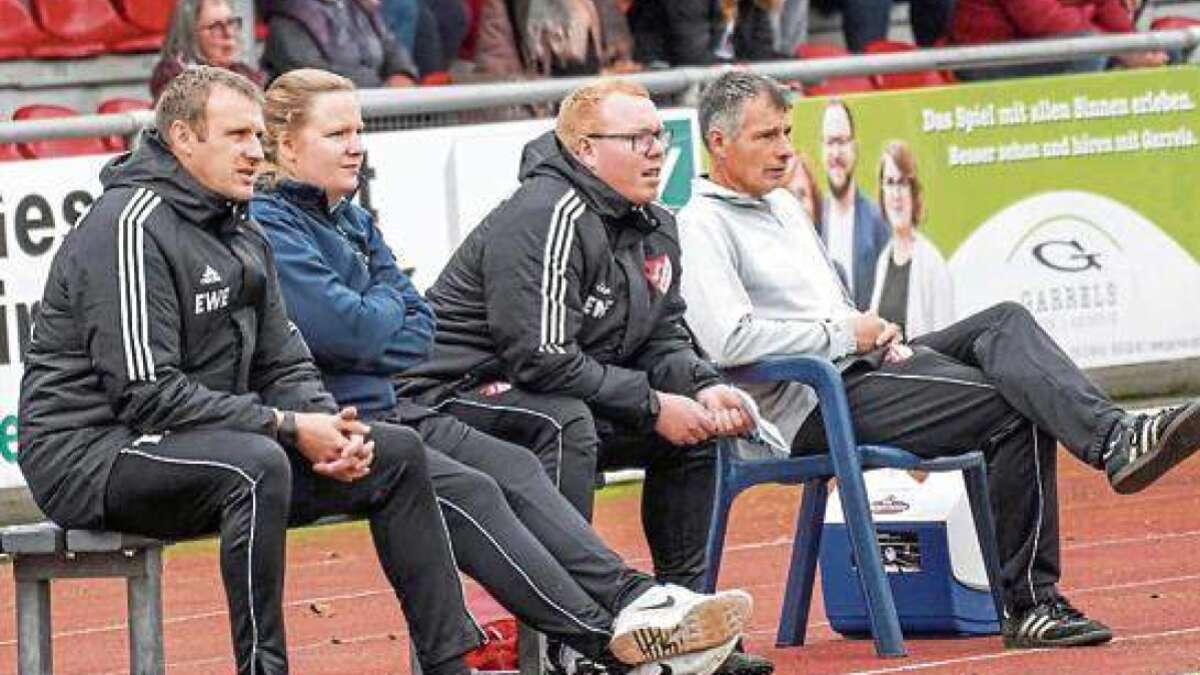 Ehrenamt, Vorstandsmitglied, Schiedsrichterin, Co-Trainerin: Ilka Redenius aus Groß Midlum